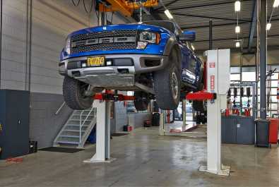 2-Post Lifts FREEDOMLIFT | Stertil-Koni